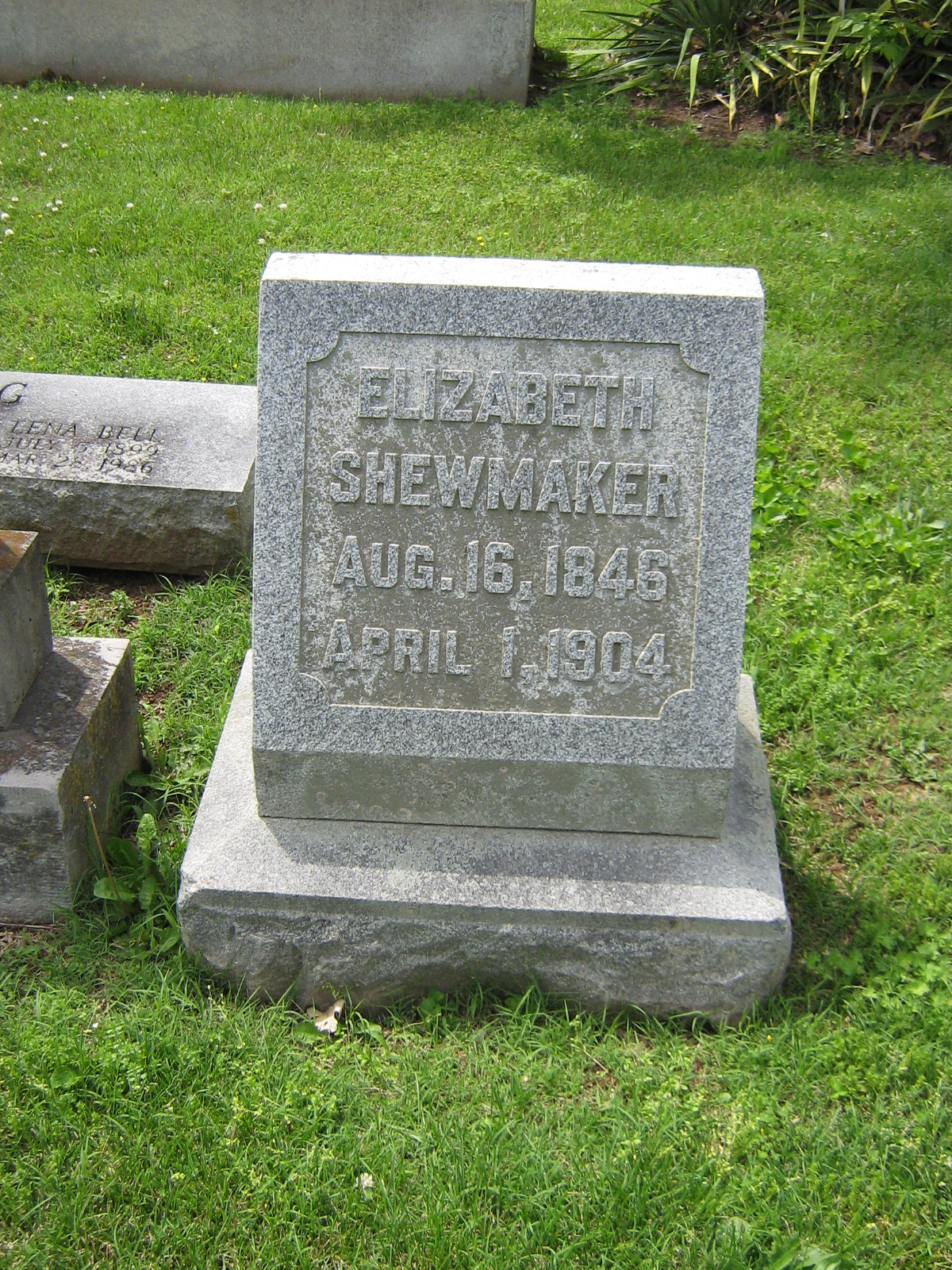 Mrs. Elizabeth Shewmaker Obituary – Kentucky Kindred Genealogy