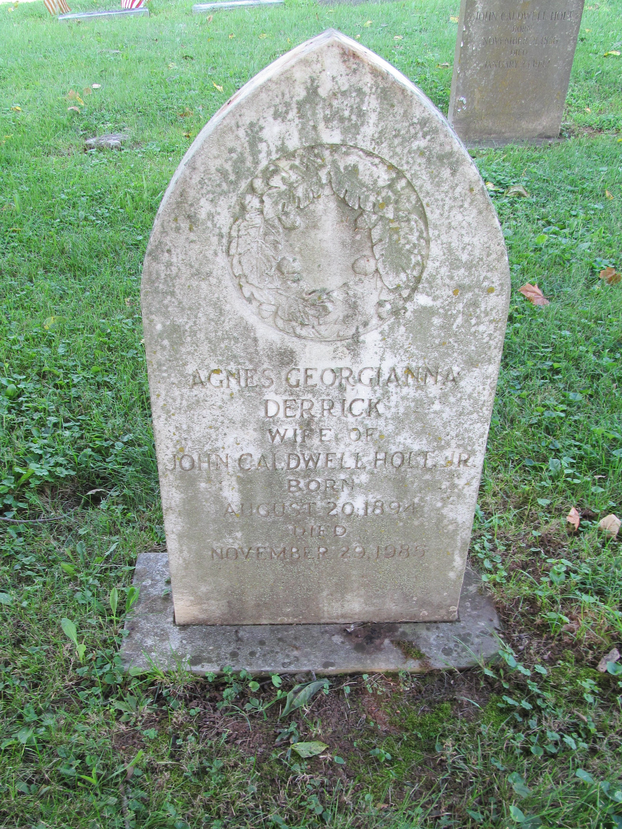 Holt Family Buried at Paris Cemetery – Kentucky Kindred Genealogy